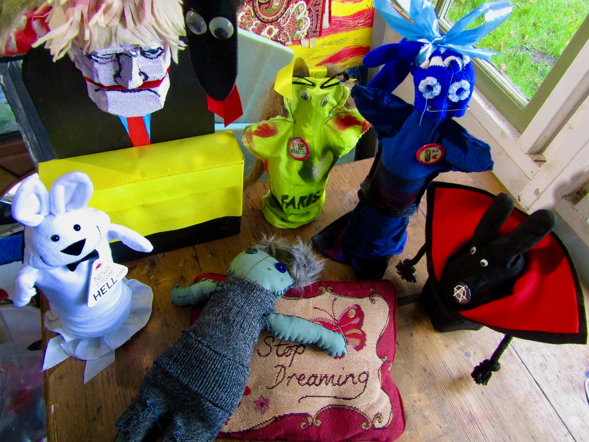 Blogs - Vince Laws - Sick Puppets are revolting