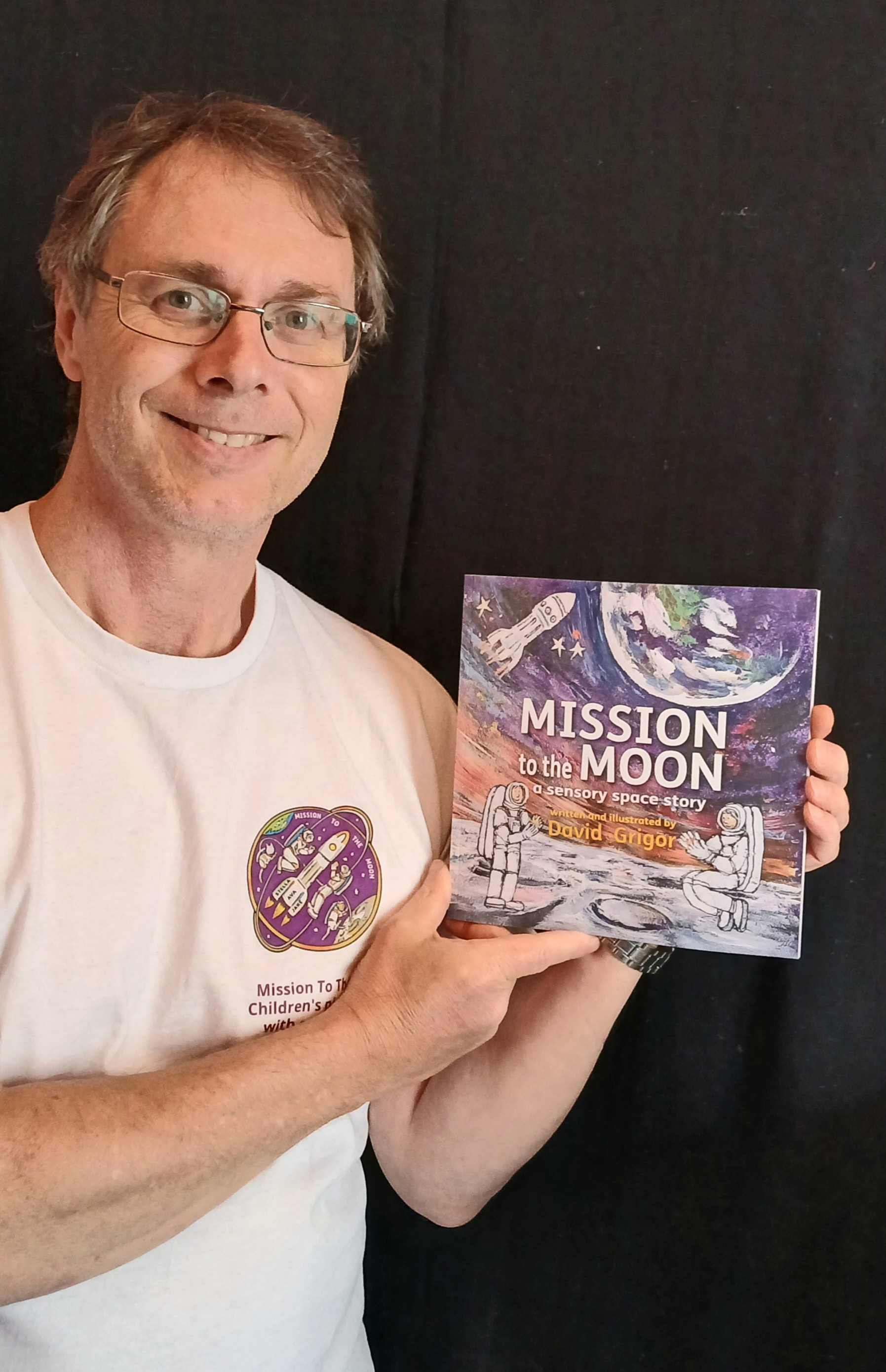 Mission to the Moon- a sensory space story by David Grigor